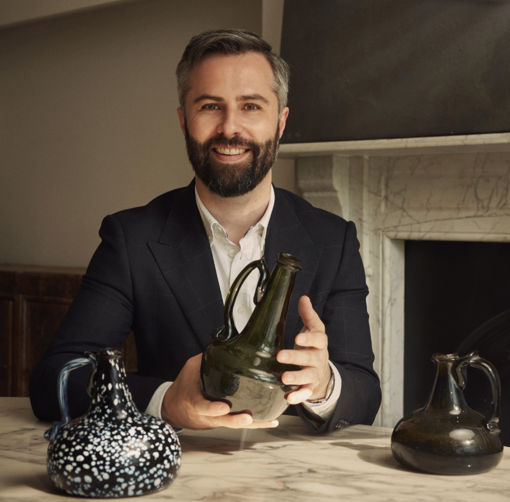 Board - AHG: The Association for the History of Glass